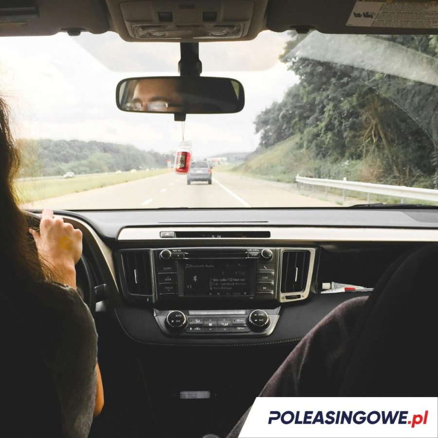 Dlaczego Polacy Wybieraj Podr e Samochodem Po Polsce 