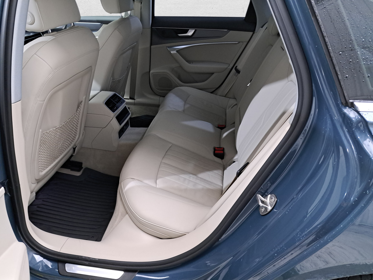 AUDI A6 LIMOUSINE 2020 SEDAN Aukcja: 20/INCO/AU/2026